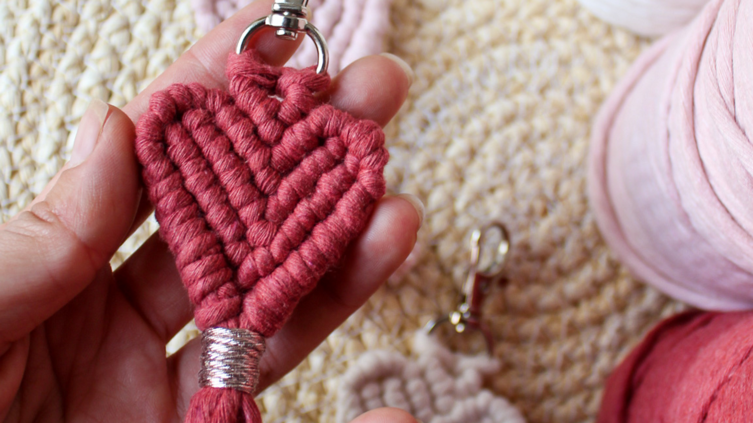 Tutorial macramé: Llavero corazón – Karün Store